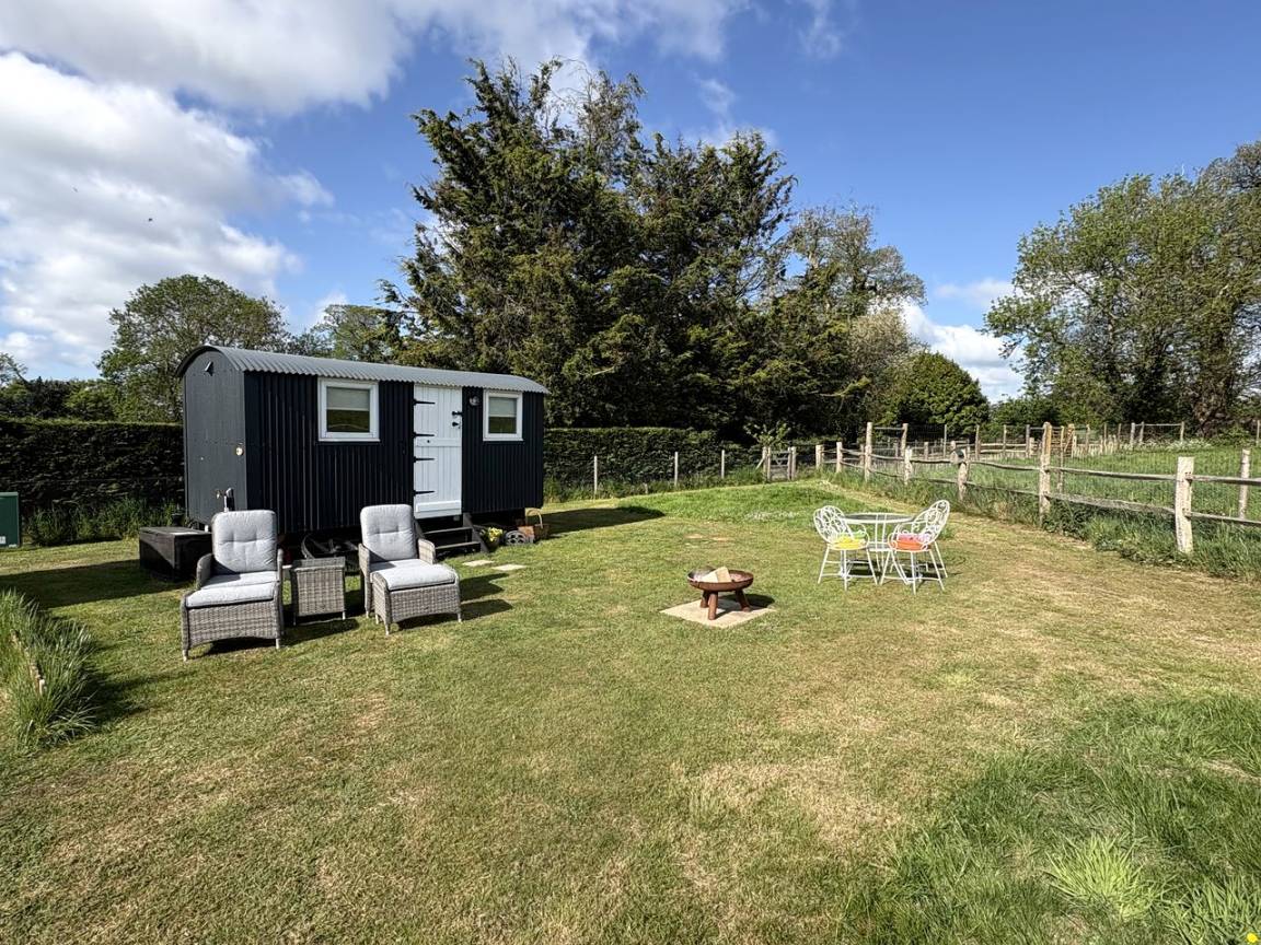 Camping ∙ 1 Bedroom ∙ 2 Guests - Chichester