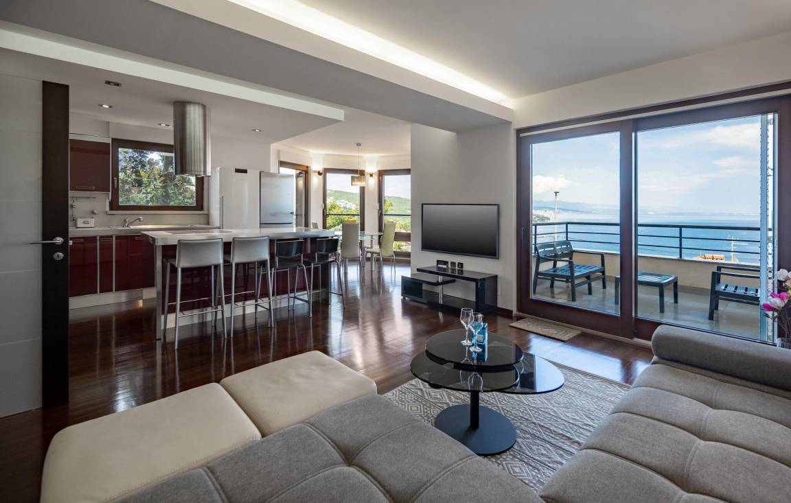 100 M² Apartamento ∙ 3 Habitaciones ∙ 6 Huéspedes - Opatija