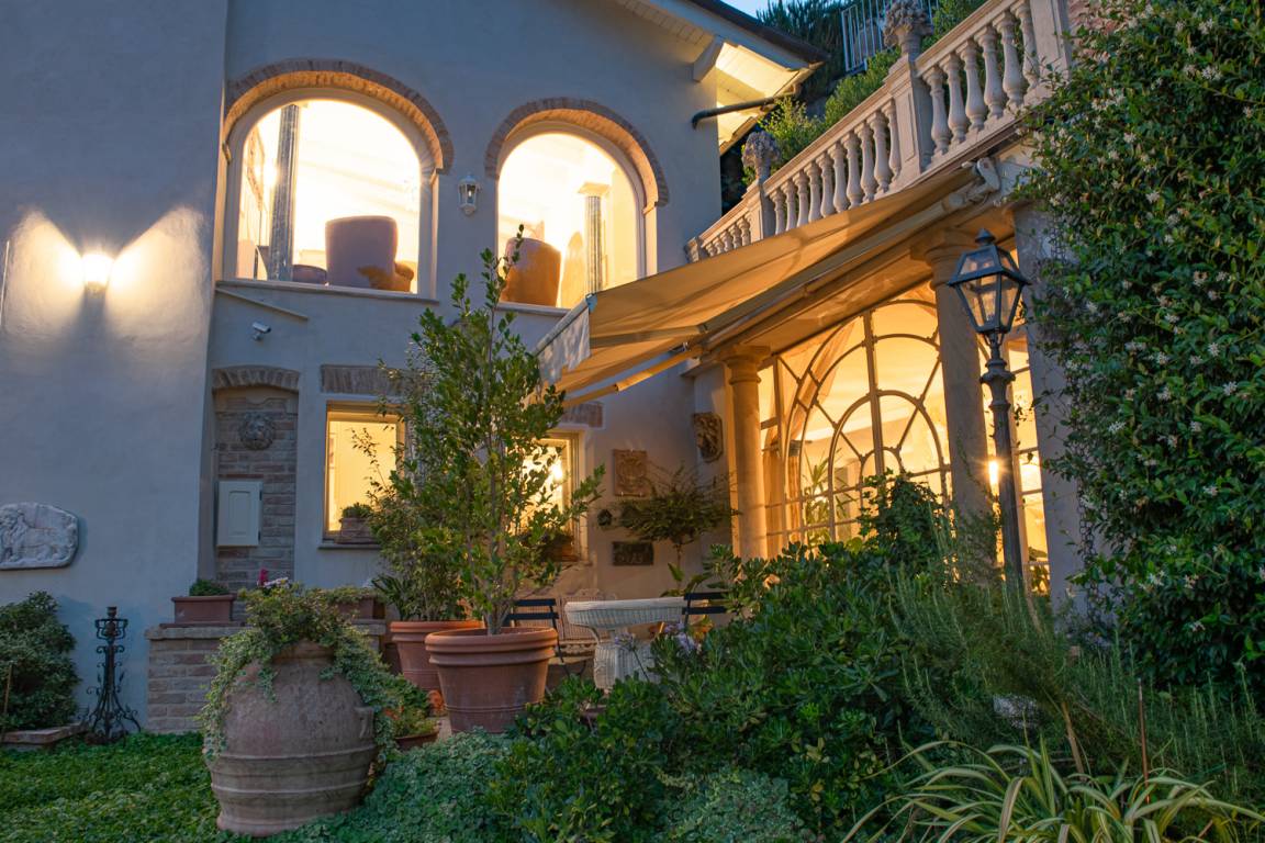 200 M² Huis ∙ 1 Slaapkamer ∙ 6 Gasten - Grana