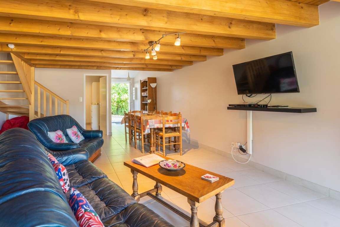 110 M² House ∙ 3 Bedrooms ∙ 8 Guests - Saintes