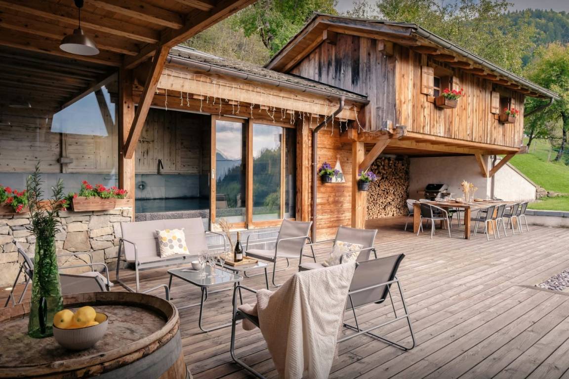 307 M² Chalet ∙ 5 Chambres ∙ 12 Personnes - Ugine