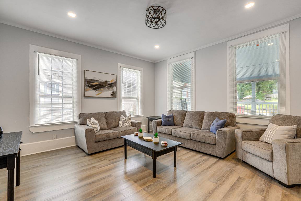 195 M² House ∙ 3 Bedrooms ∙ 6 Guests - Mercer University, Macon