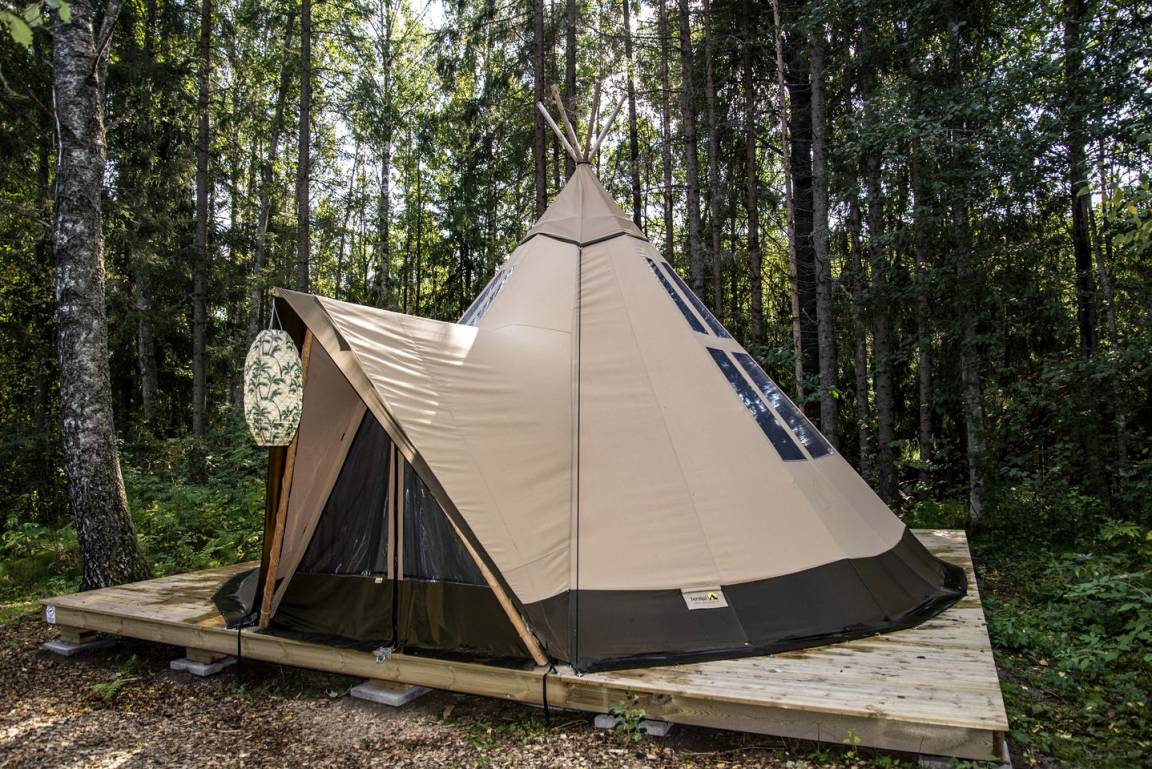 Camping ∙ 1 Chambre ∙ 4 Personnes - Montana