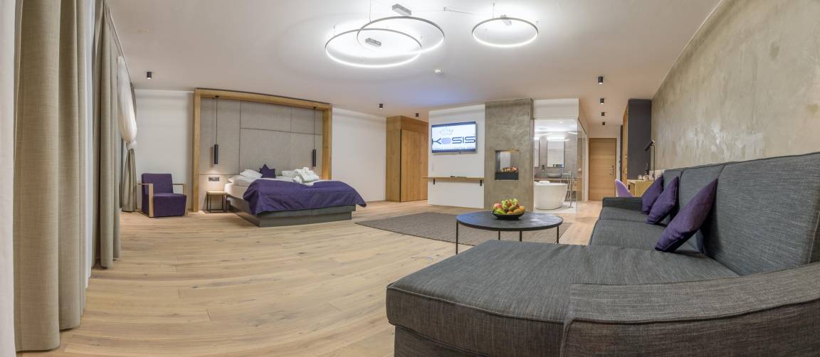 65 M² Hotel ∙ 1 Bedroom ∙ 2 Guests - Fügen