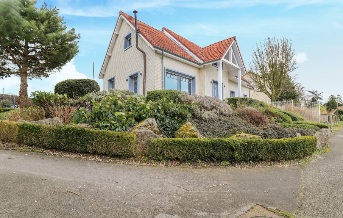 150 M² Maison De Vacances ∙ 4 Chambres ∙ 7 Personnes - Caudry