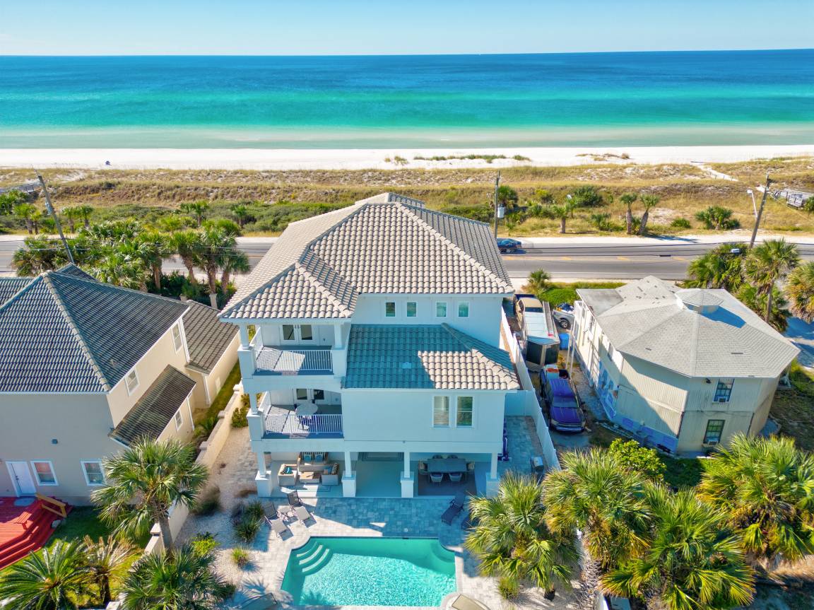 362 M² House ∙ 5 Bedrooms ∙ 19 Guests - Panama City Beach, FL