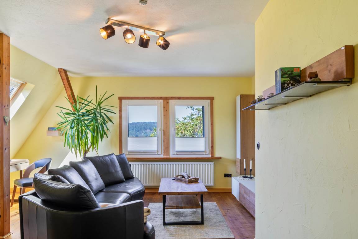 85 M² Ferienwohnung ∙ 1 Schlafzimmer ∙ 4 Gäste - Vogelsbergkreis
