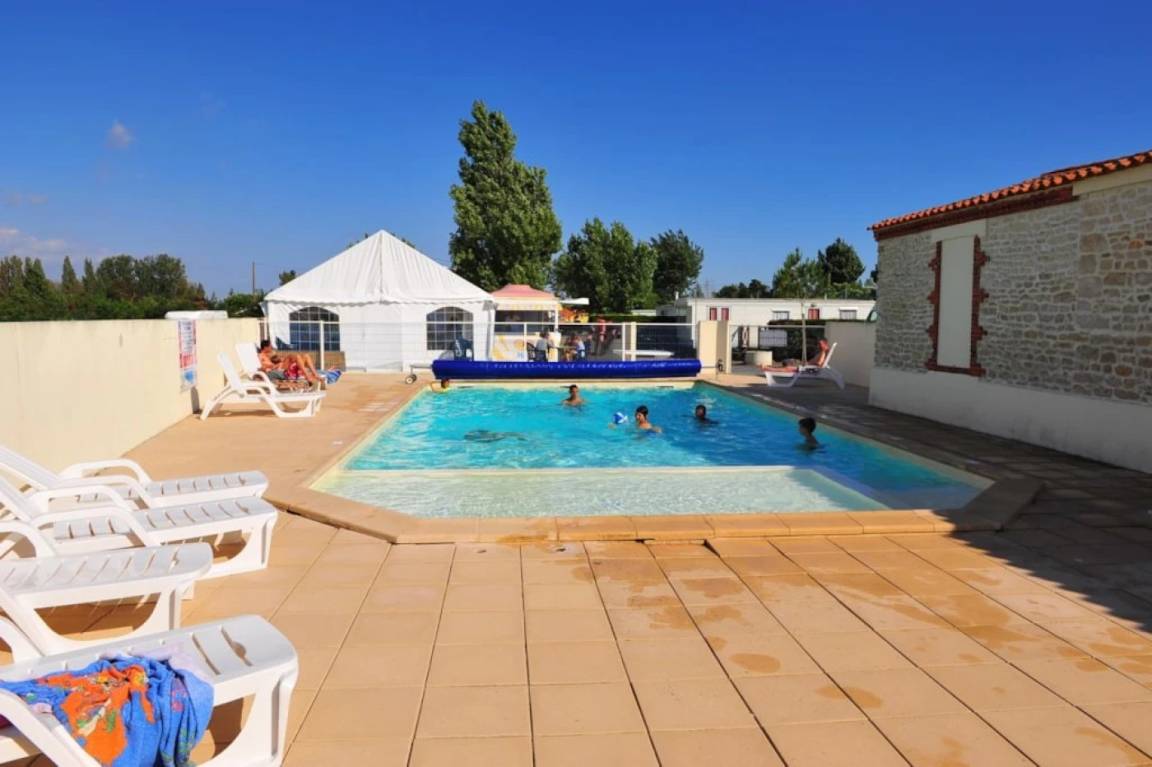 24 M² Camping ∙ 2 Chambres ∙ 4 Personnes - Île de Ré