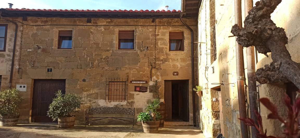 160 M² Casa ∙ 2 Habitaciones ∙ 6 Huéspedes - Villabuena de Álava
