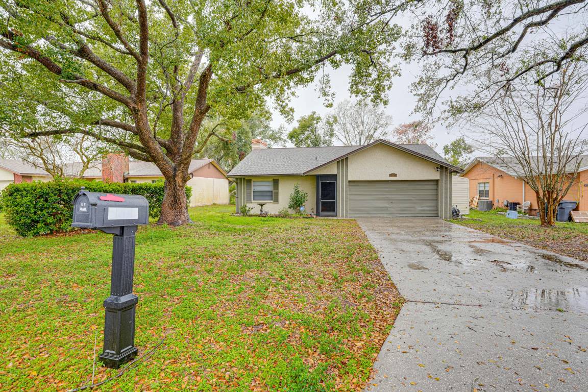 109 M² House ∙ 3 Bedrooms ∙ 6 Guests - Plant City, FL