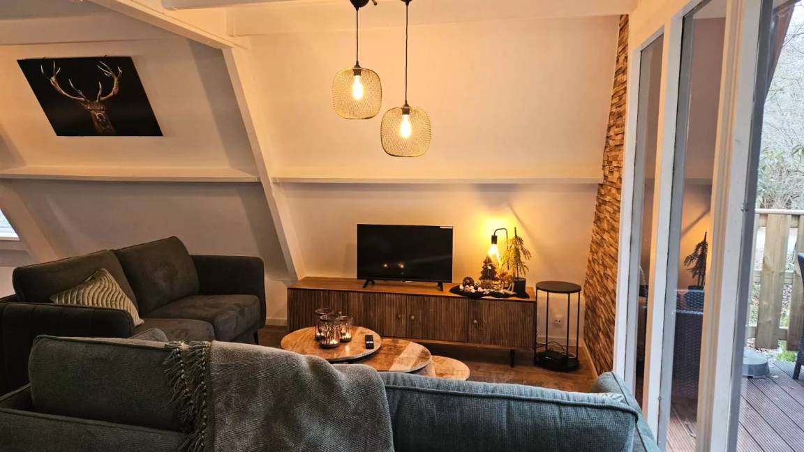 74 M² Caravan ∙ 1 Slaapkamer ∙ 5 Gasten - Durbuy