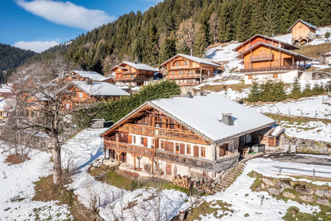 120 M² Chalet ∙ 4 Chambres ∙ 10 Personnes - Châtel