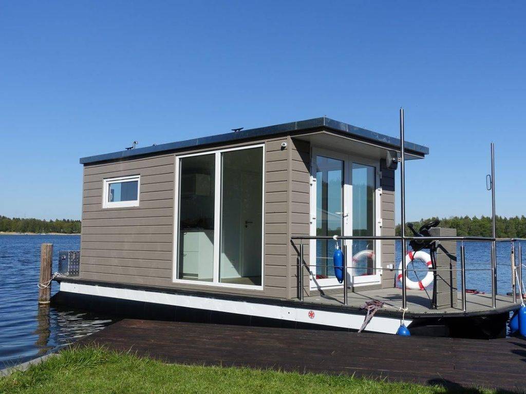 15 M² Hausboot ∙ 2 Gäste - Mecklenburg-Vorpommern