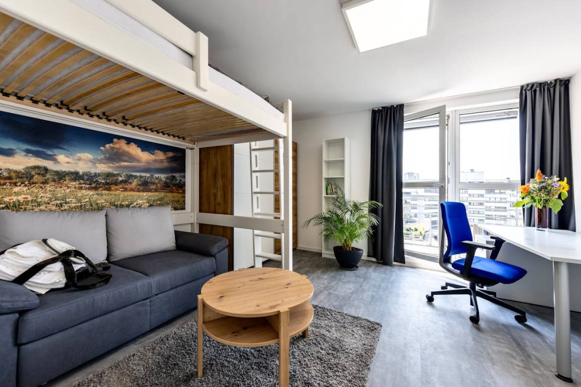 56 M² Privatzimmer ∙ 1 Schlafzimmer ∙ 1 Gast - Köln