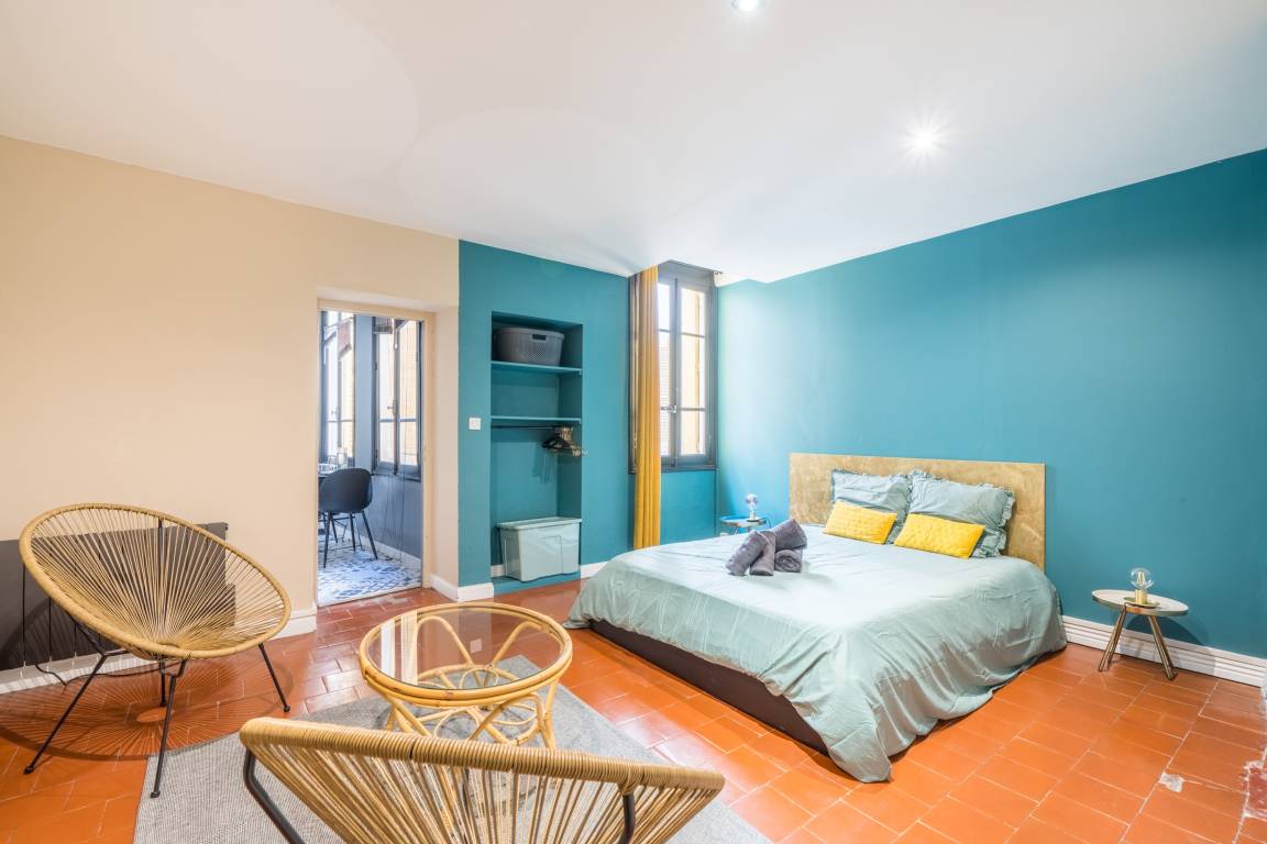 33 M² Appartement ∙ 2 Gasten - Nîmes