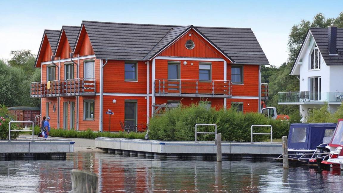 72 M² Ferienwohnung ∙ 3 Schlafzimmer ∙ 6 Gäste - Plau am See