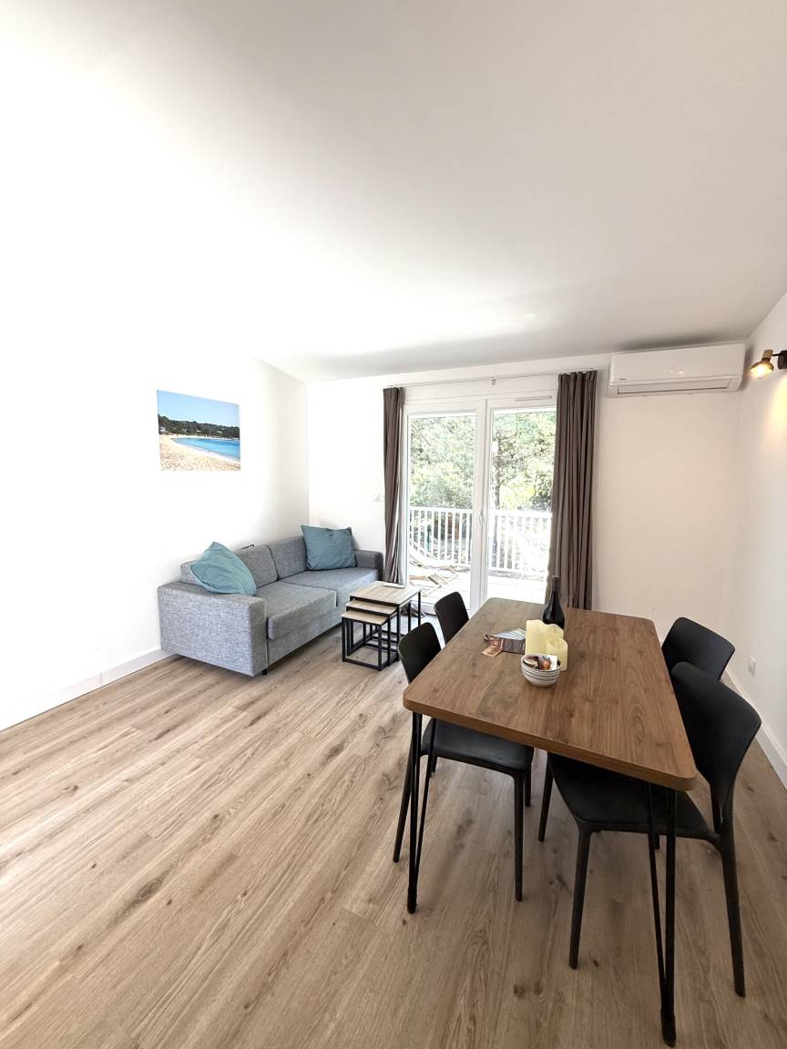 44 M² Appartement ∙ 2 Chambres ∙ 6 Personnes - Lecci