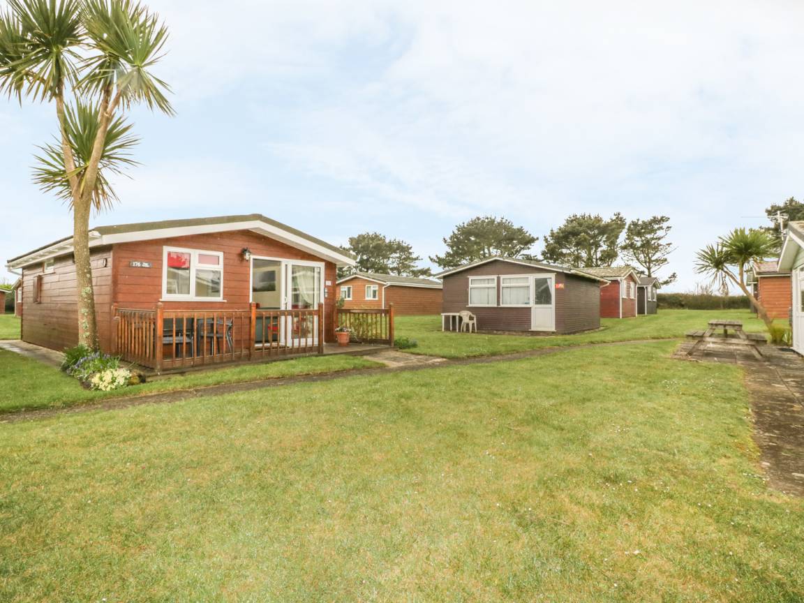 Cottage ∙ 2 Bedrooms ∙ 4 Guests - Padstow