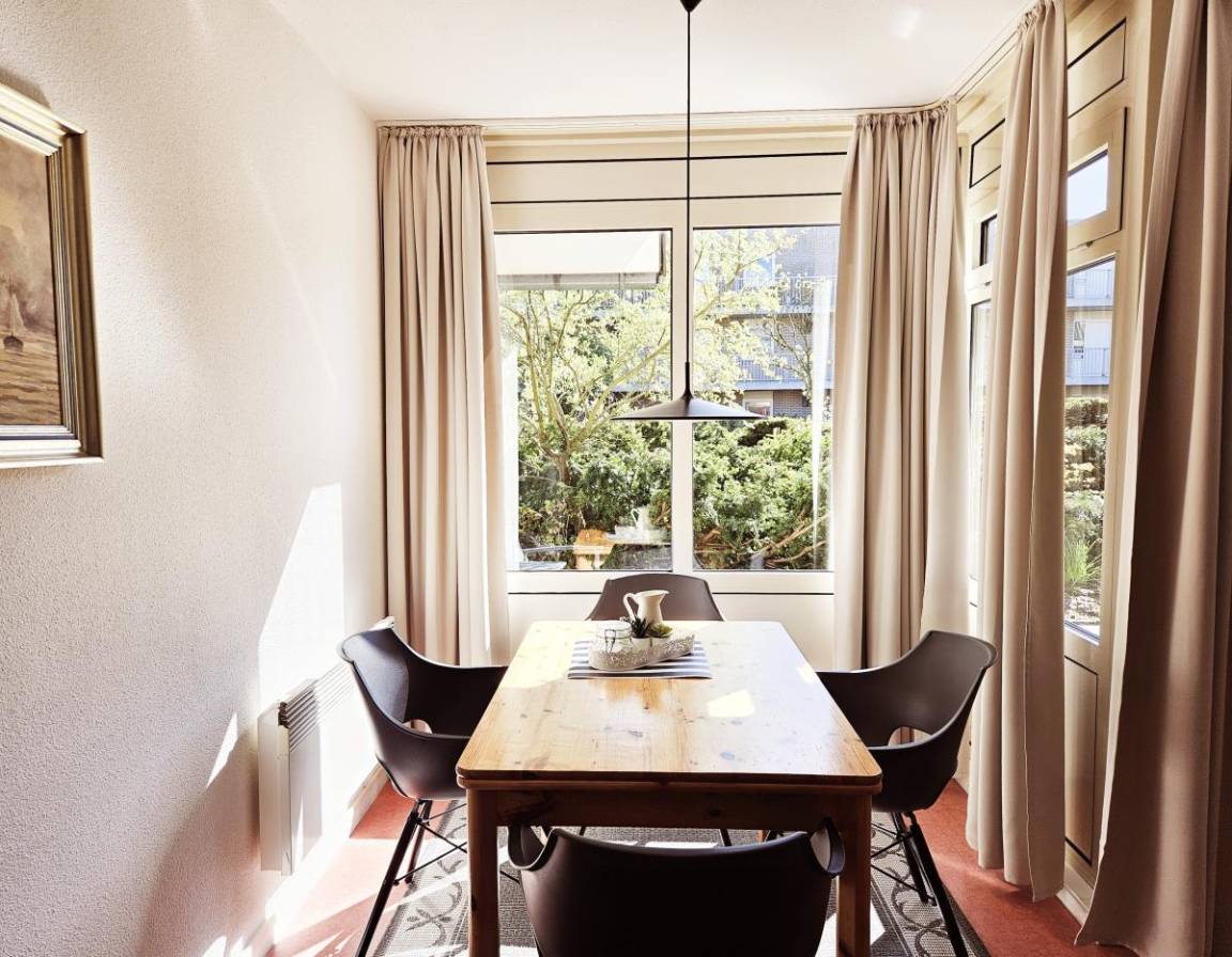 75 M² Apartment ∙ 2 Bedrooms ∙ 4 Guests - Nes