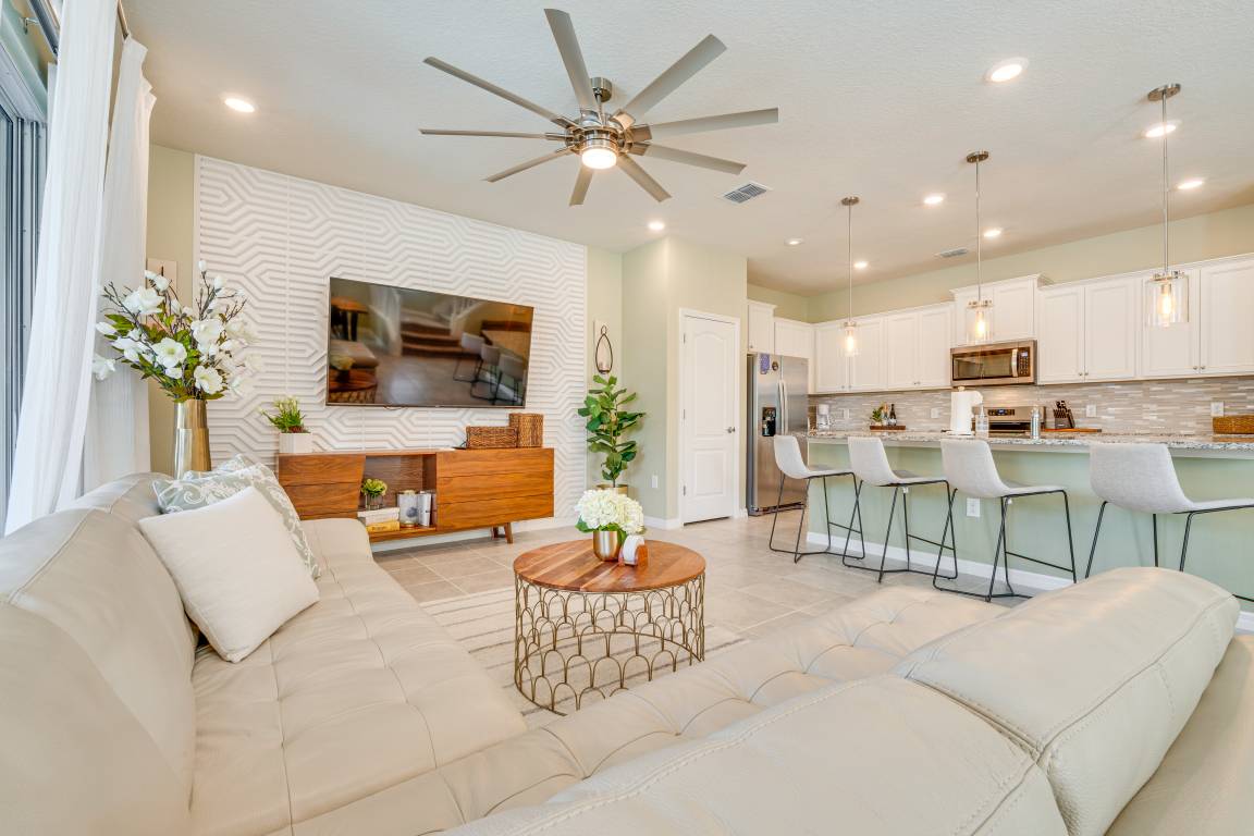 211 M² Ferienwohnung ∙ 5 Schlafzimmer ∙ 12 Gäste - Davenport, FL