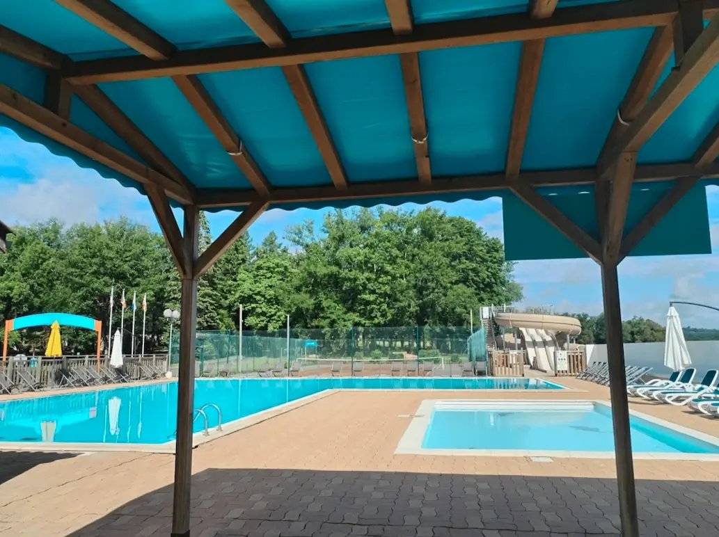 18 M² Camping ∙ 2 Chambres ∙ 5 Personnes - Sarlat-la-Canéda