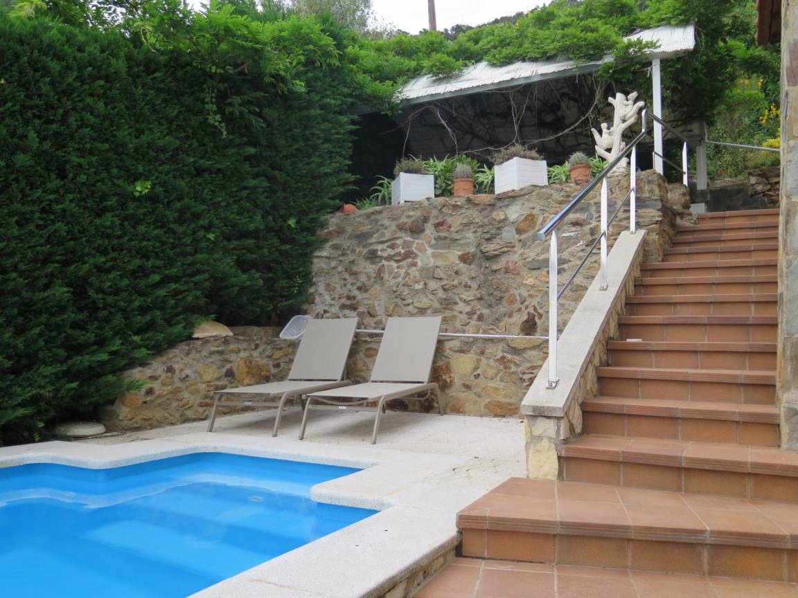120 M² Villa ∙ 3 Bedrooms ∙ 6 Guests - Cadaqués