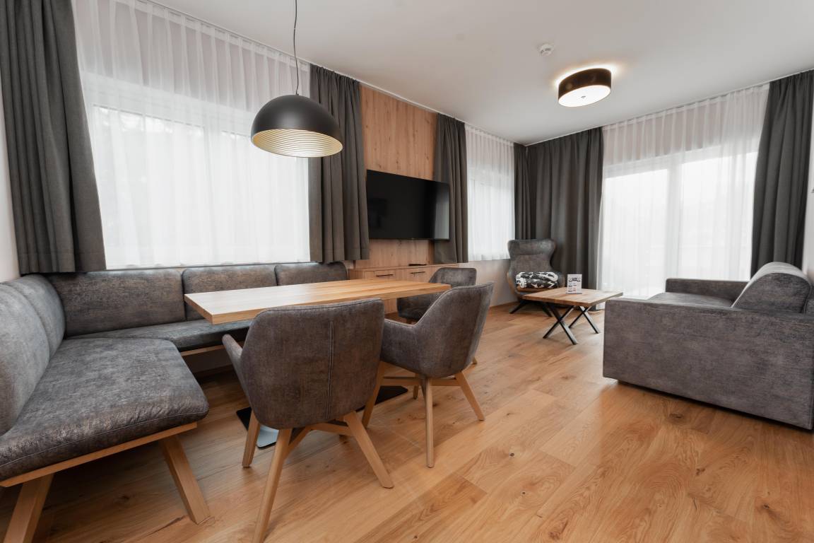 73 M² Appartement ∙ 2 Slaapkamers ∙ 7 Gasten - Hochsölden