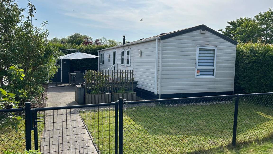 35 M² Ferienhaus ∙ 2 Schlafzimmer ∙ 4 Gäste - Kamperland