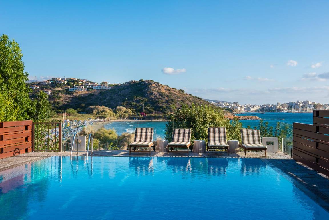 220 M² House ∙ 4 Bedrooms ∙ 7 Guests - Agios Nikolaos