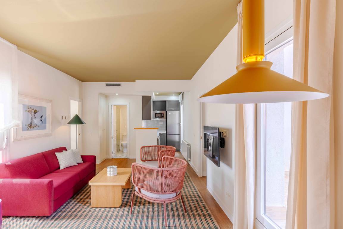 70 M² Ferienwohnung ∙ 2 Schlafzimmer ∙ 6 Gäste - Madrid