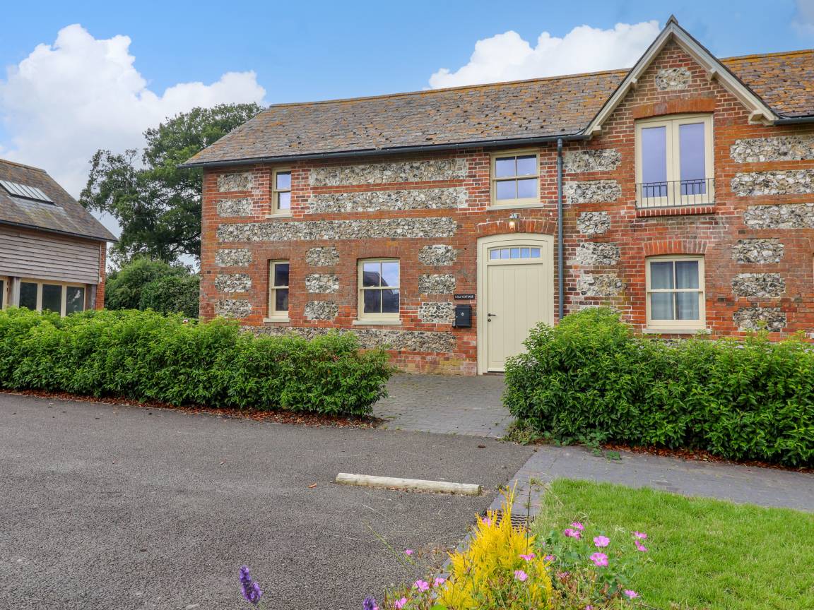 Cottage ∙ 2 Bedrooms ∙ 4 Guests - Wiltshire