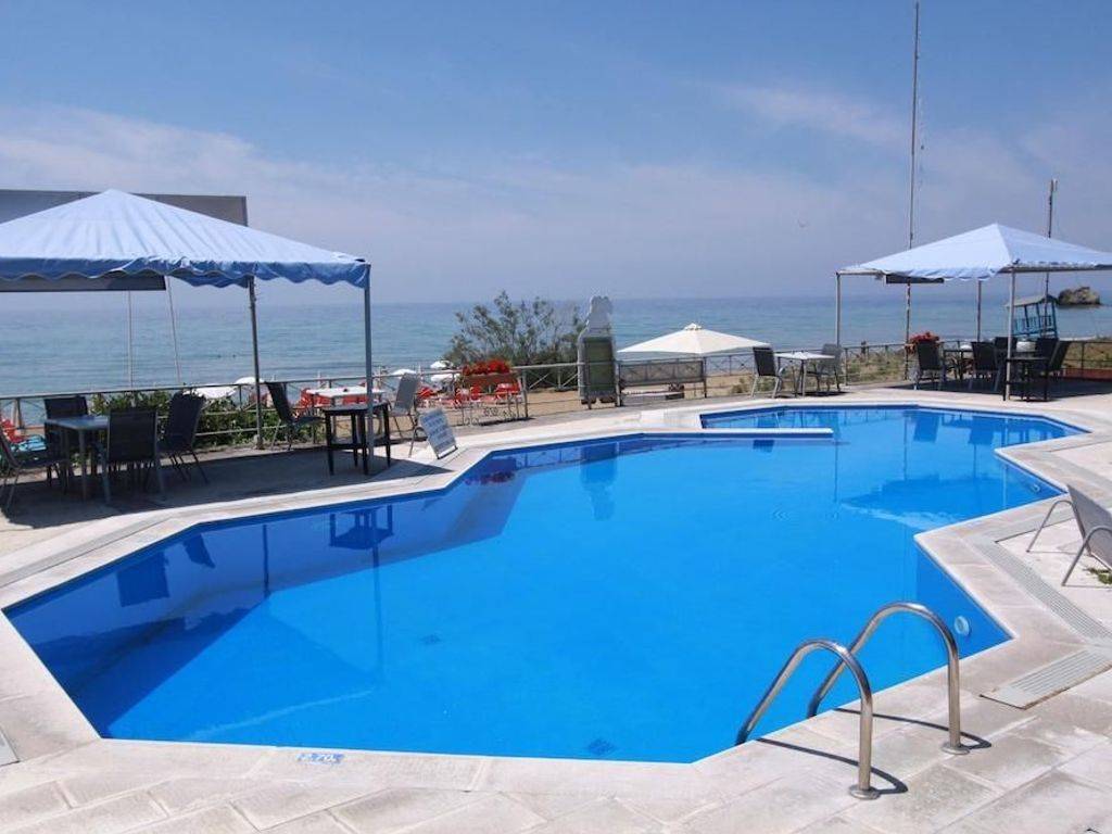 Glyfada Beach - Menigos Resort - Corfu