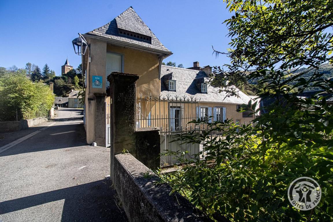 160 M² Gîte ∙ 4 Chambres ∙ 8 Personnes - Loudenvielle