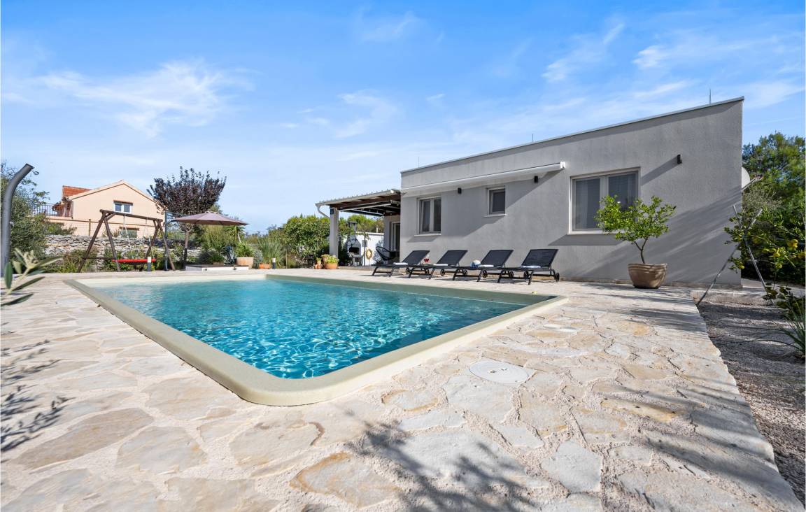 81 M² Casa ∙ 2 Camere Da Letto ∙ 4 Ospiti - Sebenico