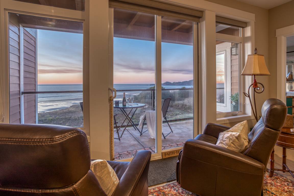 137 M² Condo ∙ 3 Bedrooms ∙ 6 Guests - Newport, OR