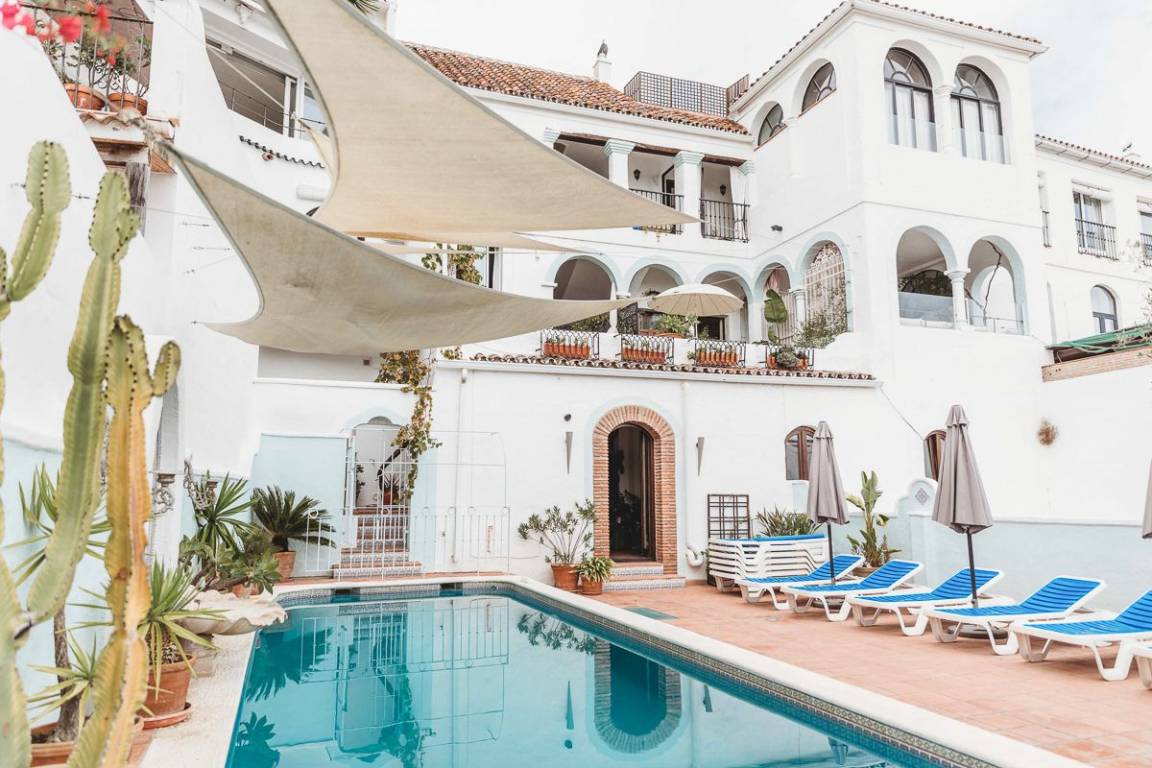 Villa ∙ 17 Bedrooms ∙ 34 Guests - Gaucín