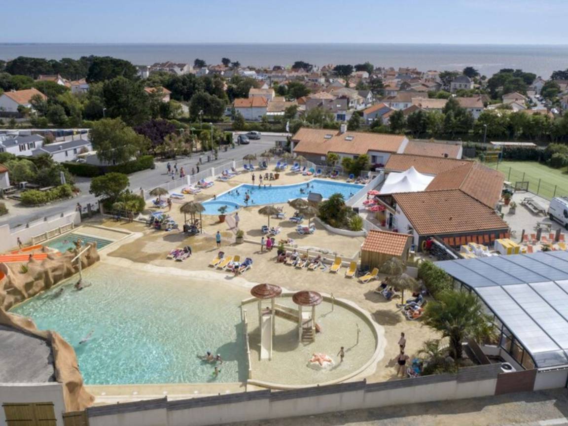 32 M² Mobil-home ∙ 3 Chambres ∙ 6 Personnes - Pornic