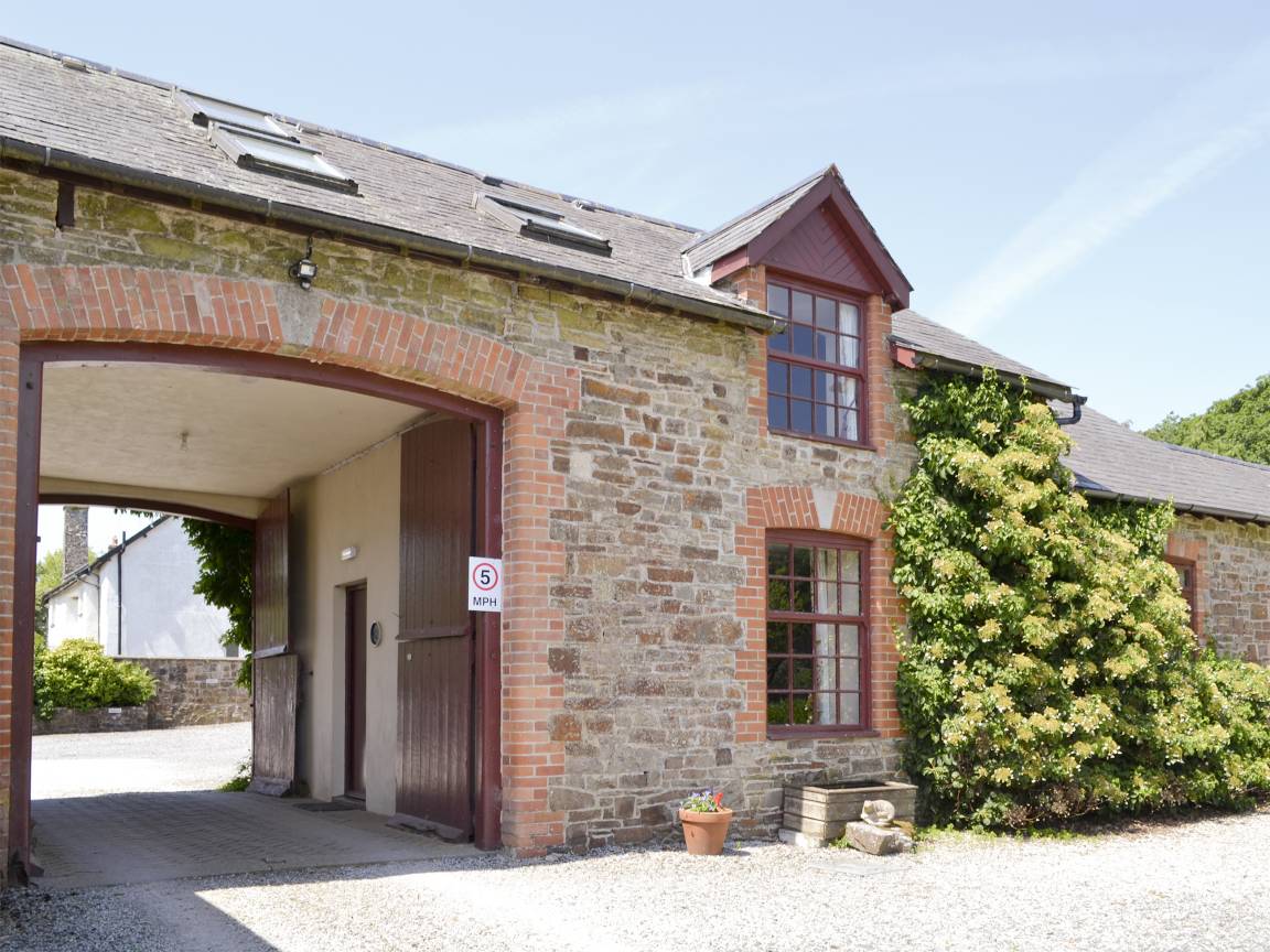 Cottage ∙ 2 Bedrooms ∙ 4 Guests - North Devon District