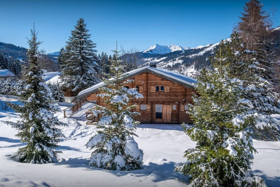 160 M² Chalet ∙ 4 Chambres ∙ 8 Personnes - Montriond