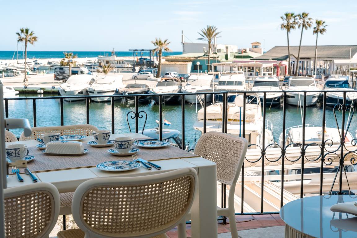 170 M² Apartment ∙ 4 Bedrooms ∙ 8 Guests - Marbella