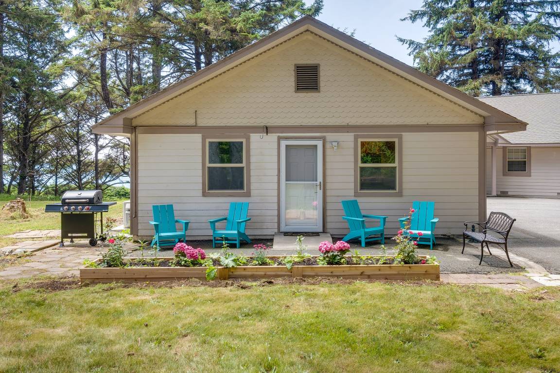 69 M² Cottage ∙ 2 Bedrooms ∙ 6 Guests - Brookings, OR