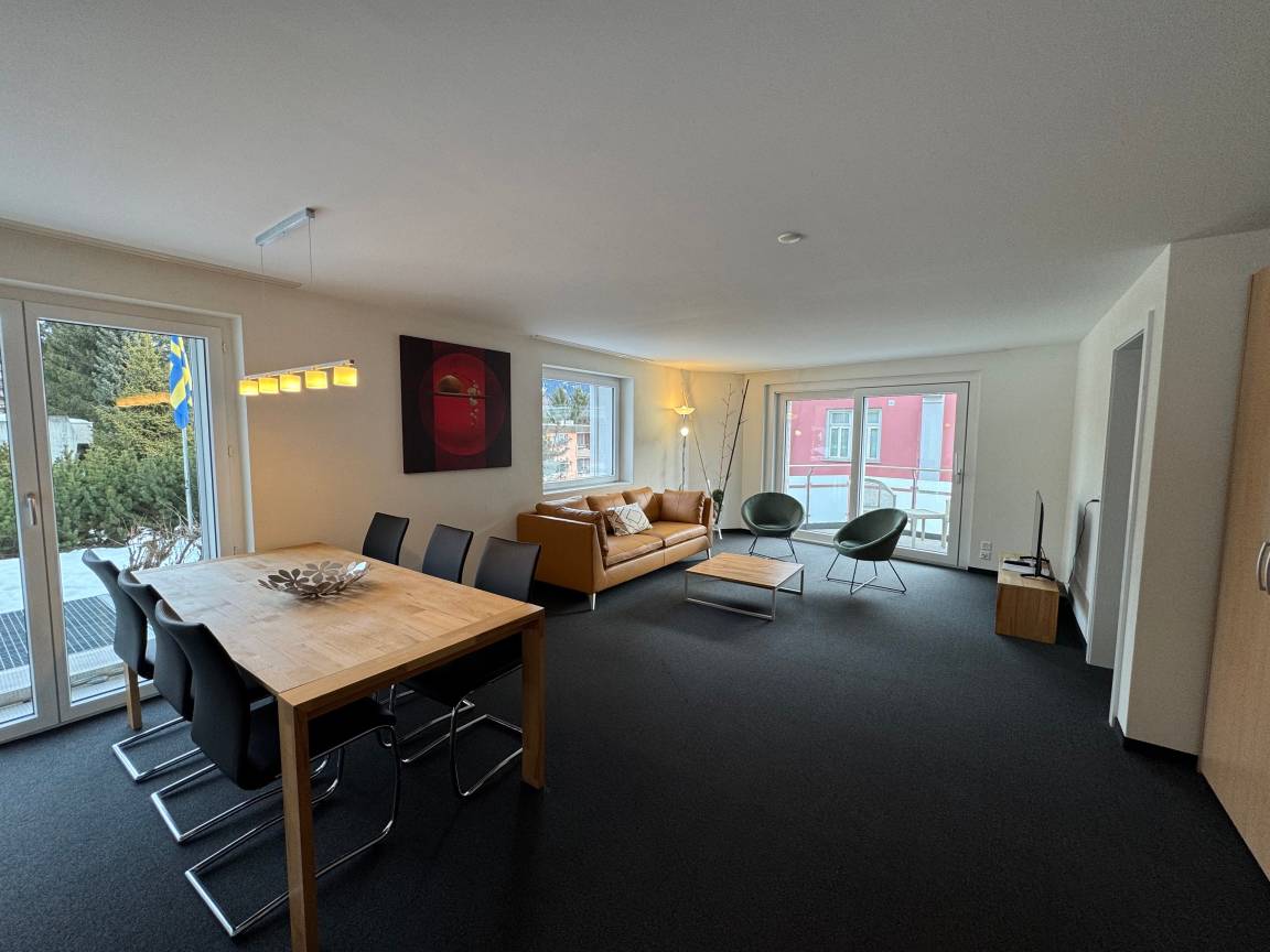 85 M² Ferienwohnung ∙ 2 Schlafzimmer ∙ 6 Gäste - Klosters-Serneus