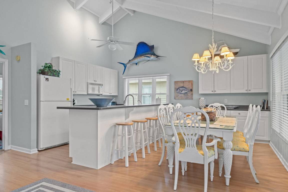 70 M² House ∙ 5 Bedrooms ∙ 10 Guests - Atlantic Beach, NC