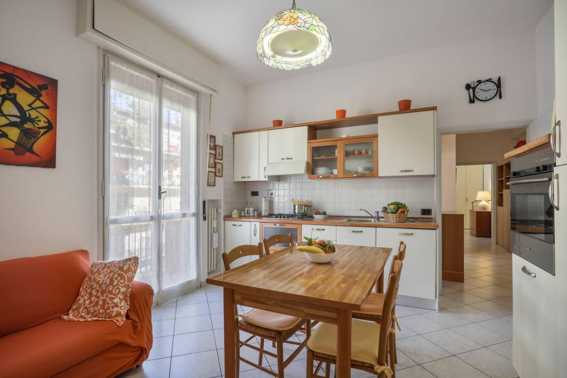75 M² Apartamento ∙ 2 Habitaciones ∙ 4 Huéspedes - Scandicci