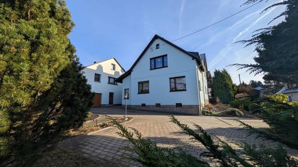 80 M² Ferienwohnung ∙ 2 Schlafzimmer ∙ 5 Gäste - Auerbach/Vogtland