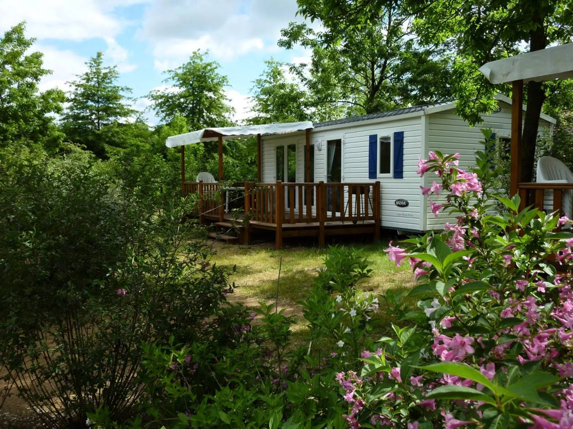 28 M² Mobil-home ∙ 2 Chambres ∙ 6 Personnes - Mâcon