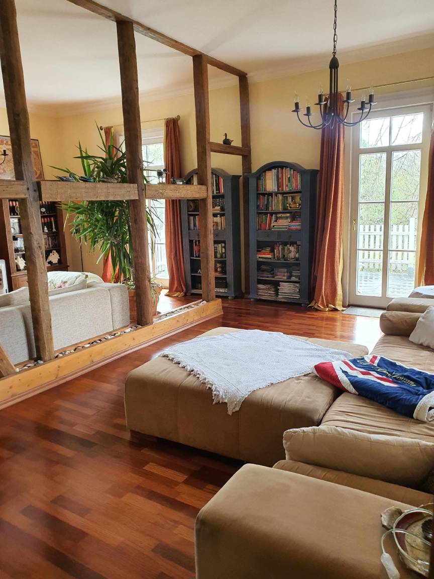220 M² Ferienhaus ∙ 3 Schlafzimmer ∙ 20 Gäste - Betzdorf