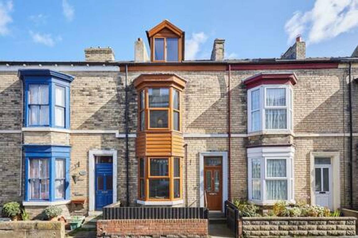 Apartment ∙ 4 Bedrooms ∙ 8 Guests - Whitby