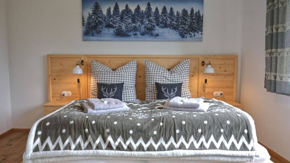 200 M² Huis ∙ 4 Slaapkamers ∙ 10 Gasten - Oberhof