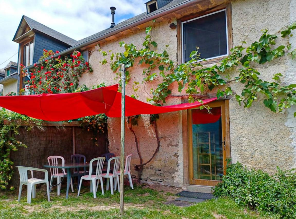 90 M² Gîte ∙ 2 Chambres ∙ 4 Personnes - Lannemezan